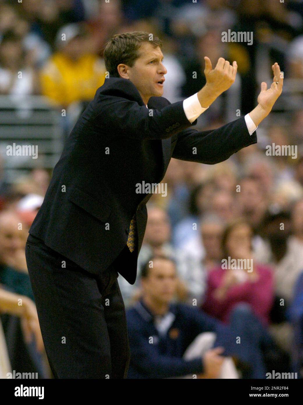 Golden State Warriors coach Eric Musselman during 109-104 loss to the ...