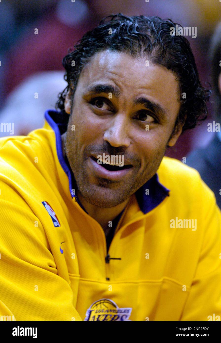 Rick Fox of the Los Angeles Lakers during 97-84 loss to the Minnesota ...