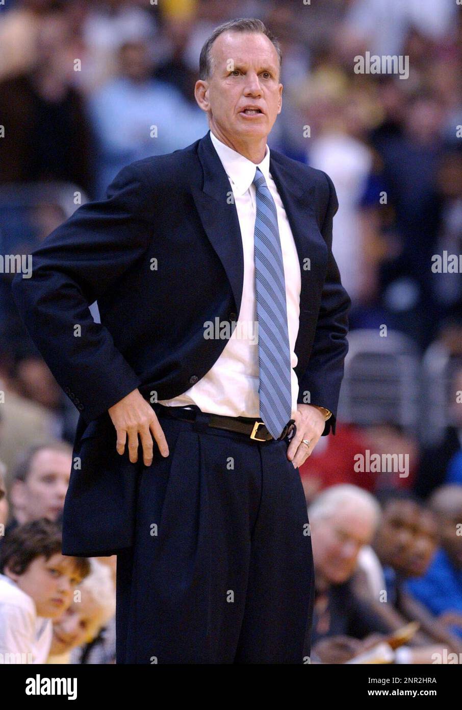 Washington Wizards coach Doug Collins reacts against the Los Angeles ...