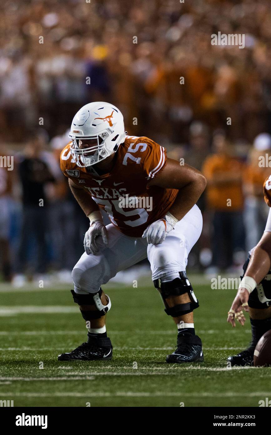 Texas Longhorns offensive lineman Junior Angilau (75) during the NCAA ...