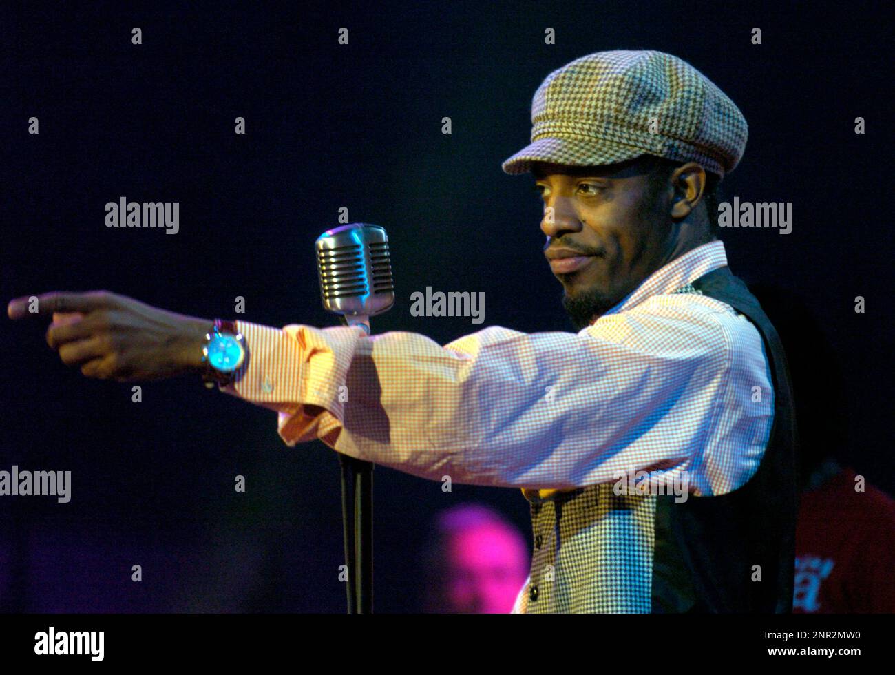 Andre 3000 of Outkast performs during the NBA All-Star Game pregame ...