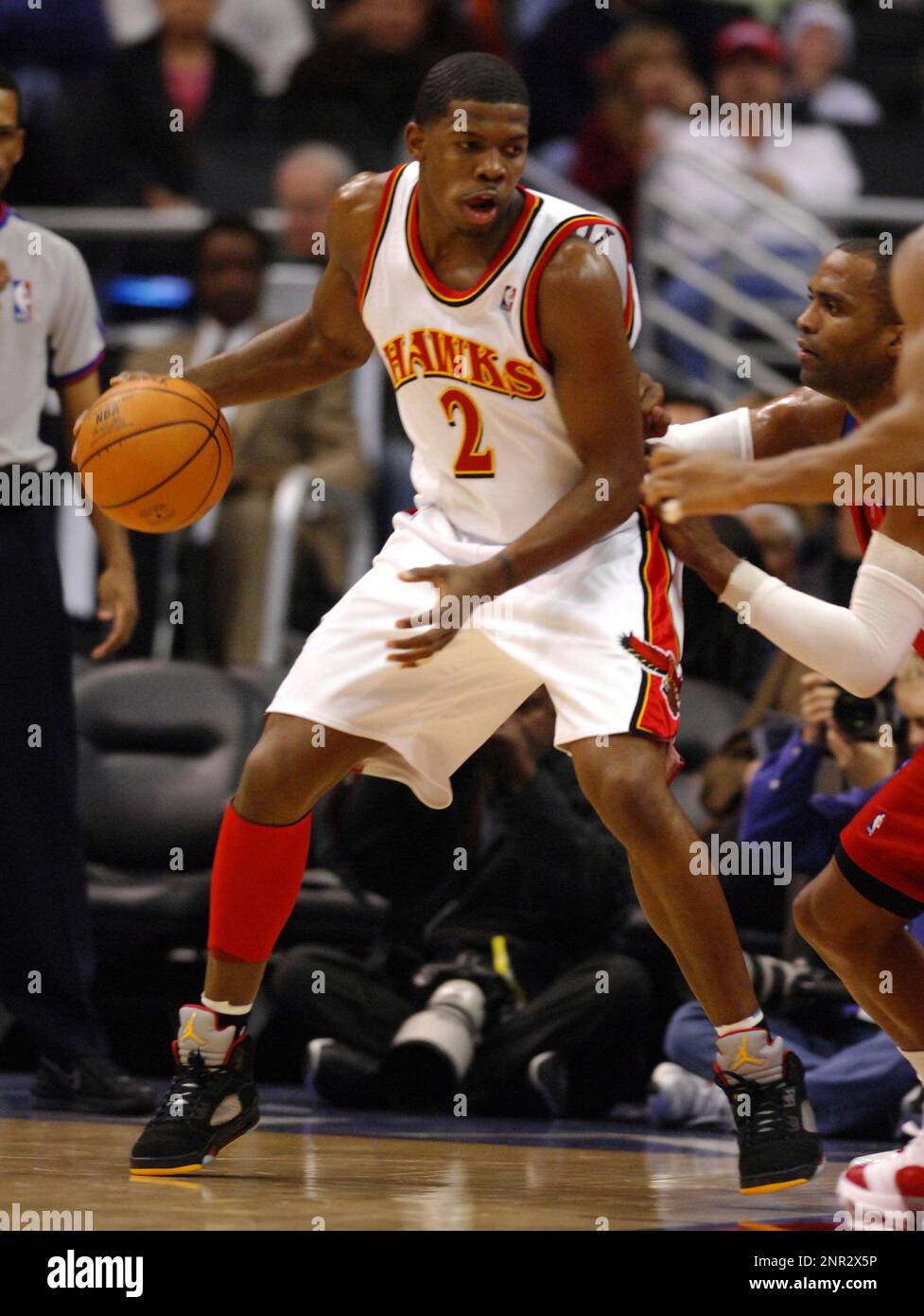 Joe Johnson of the Atlanta Hawks posts up during 96-93 victory over the ...