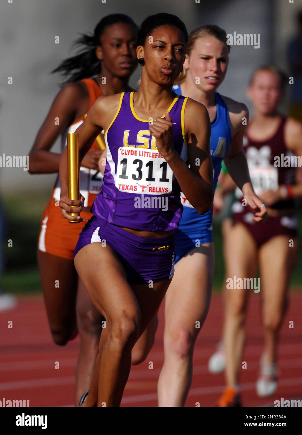 LaTavia Thomas runs a leg on LSU women's 4 x 800-meter relay that was ...