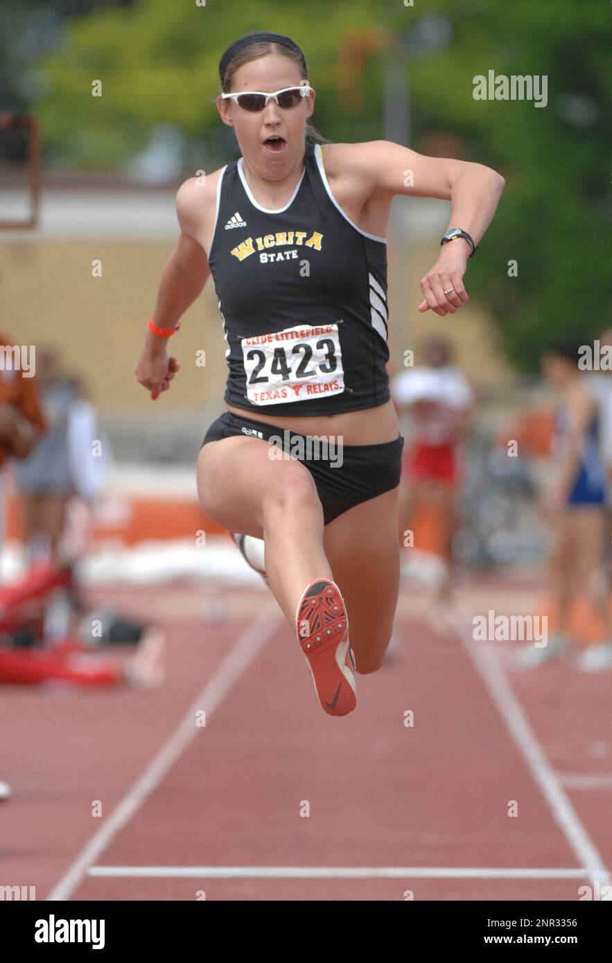 Stephanie Miller of Wichita State (2423) was eighth in the women's ...