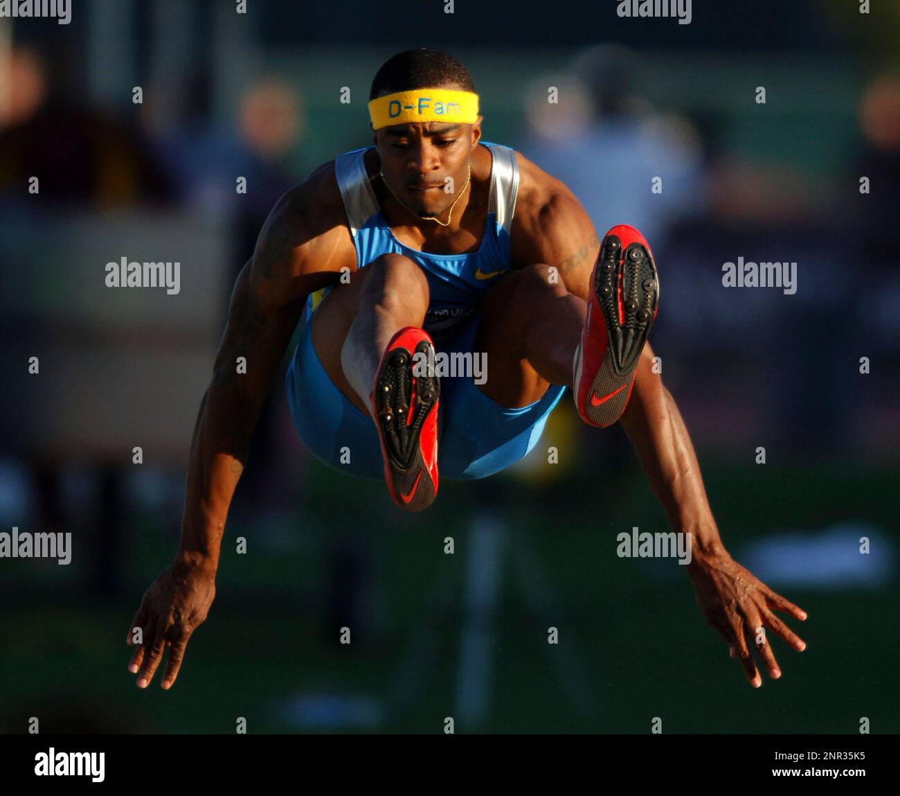 Walter Davis was fourth in the long jump at 26-2 1/4 (7.98m) in the USA ...