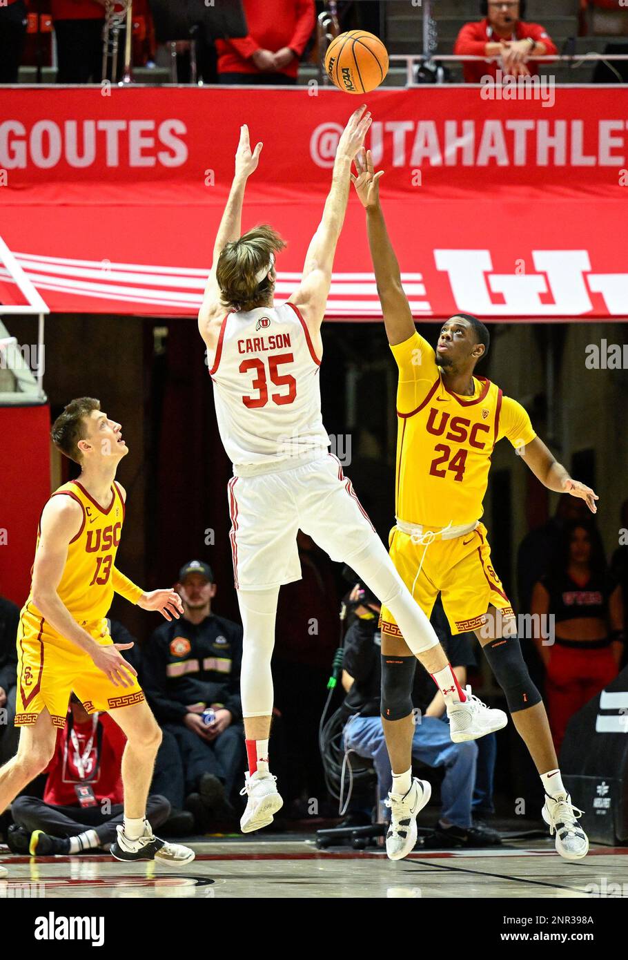 SALT LAKE CITY, UT - FEBRUARY 25: Utah Utes center Branden Carlson (35 ...