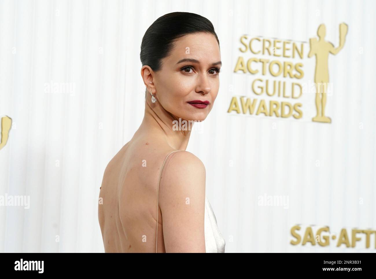 Katherine Waterston arrives at the 29th annual Screen Actors Guild ...
