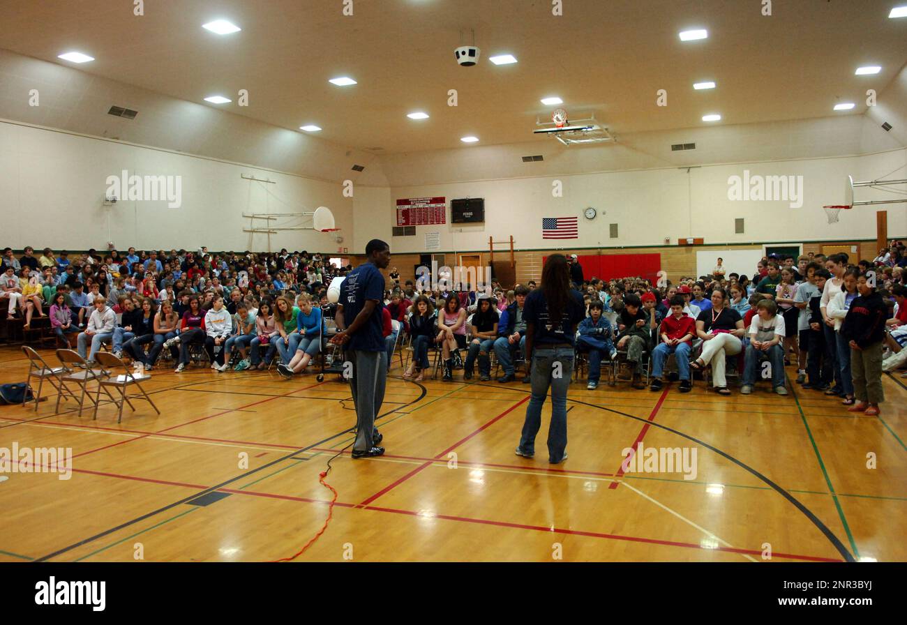 Danielle Carruthers and Derrick Brew speak to students at Roosevelt ...