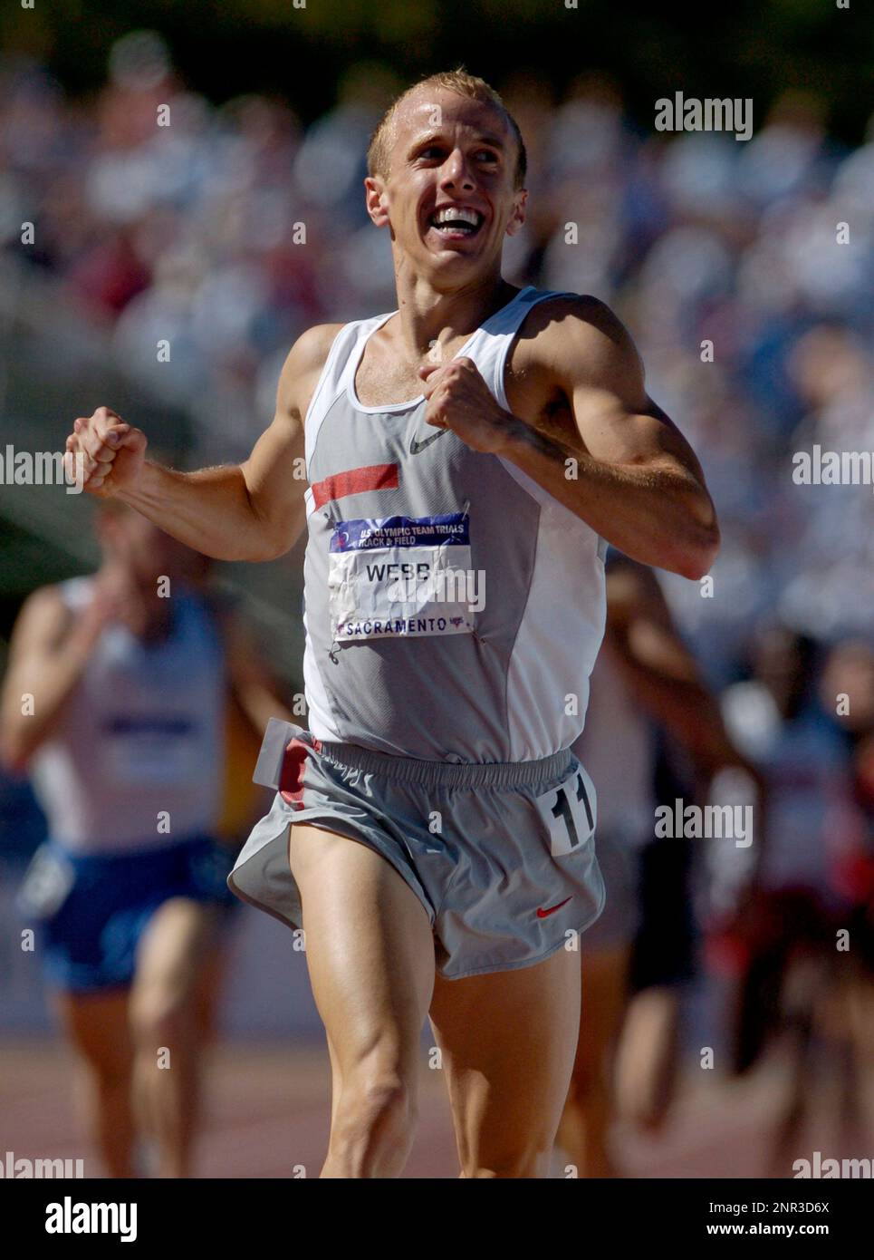 Alan Webb celebrates after winning the men's 1,500 meters in 3:36.13 in ...