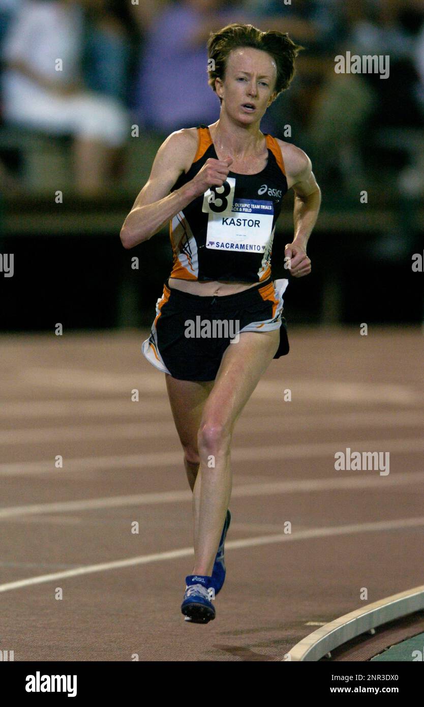 Deena Kastor aka Deena Drossin defends her women's 10,000-meter title ...