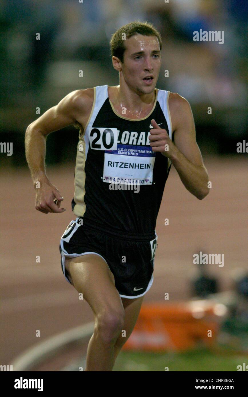 Dathan Ritzenhein places 22nd in the men's 10,000 meters in 31:13.91 in ...