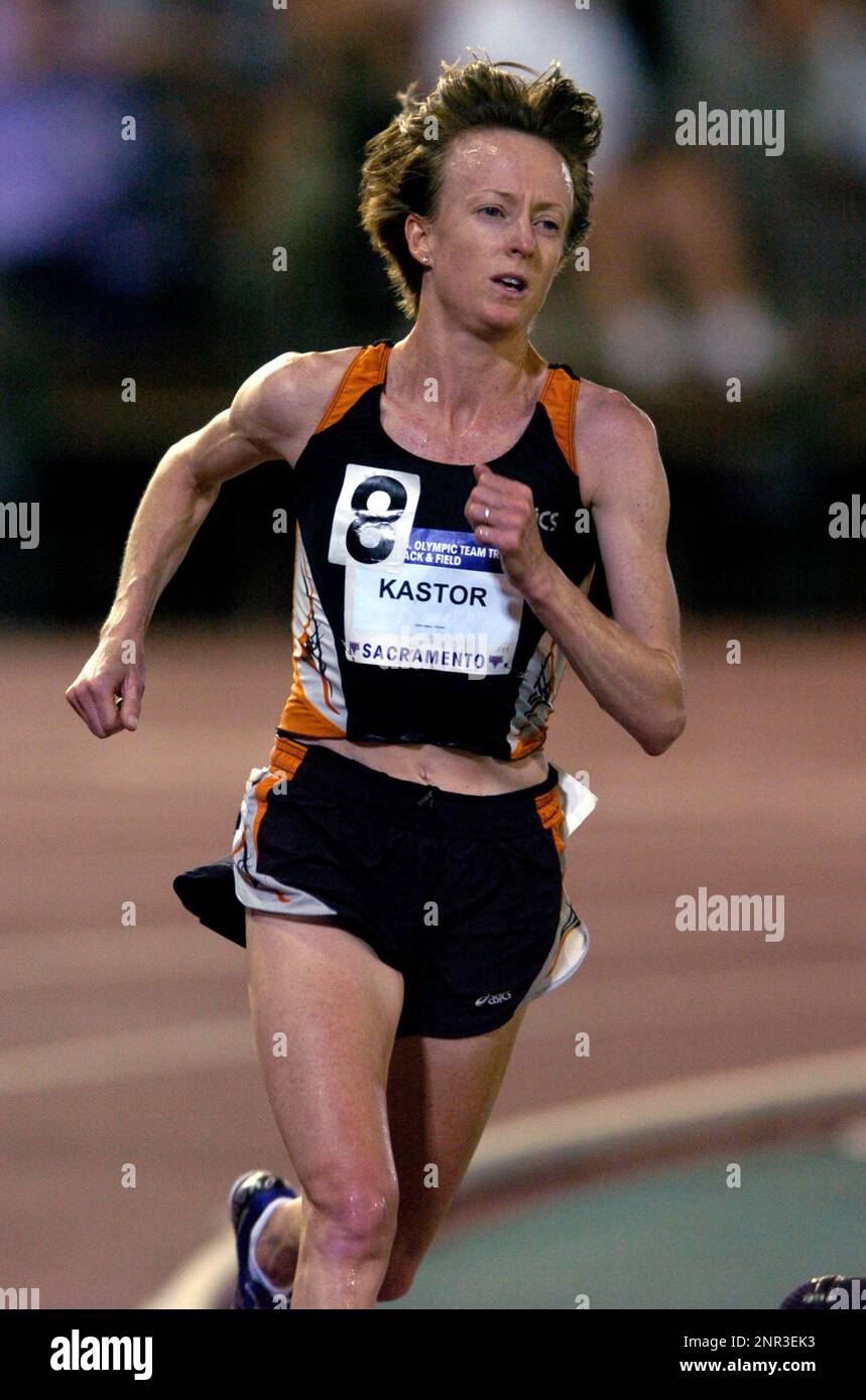 Deena Kastor aka Deena Drossin defends her women's 10,000-meter title ...