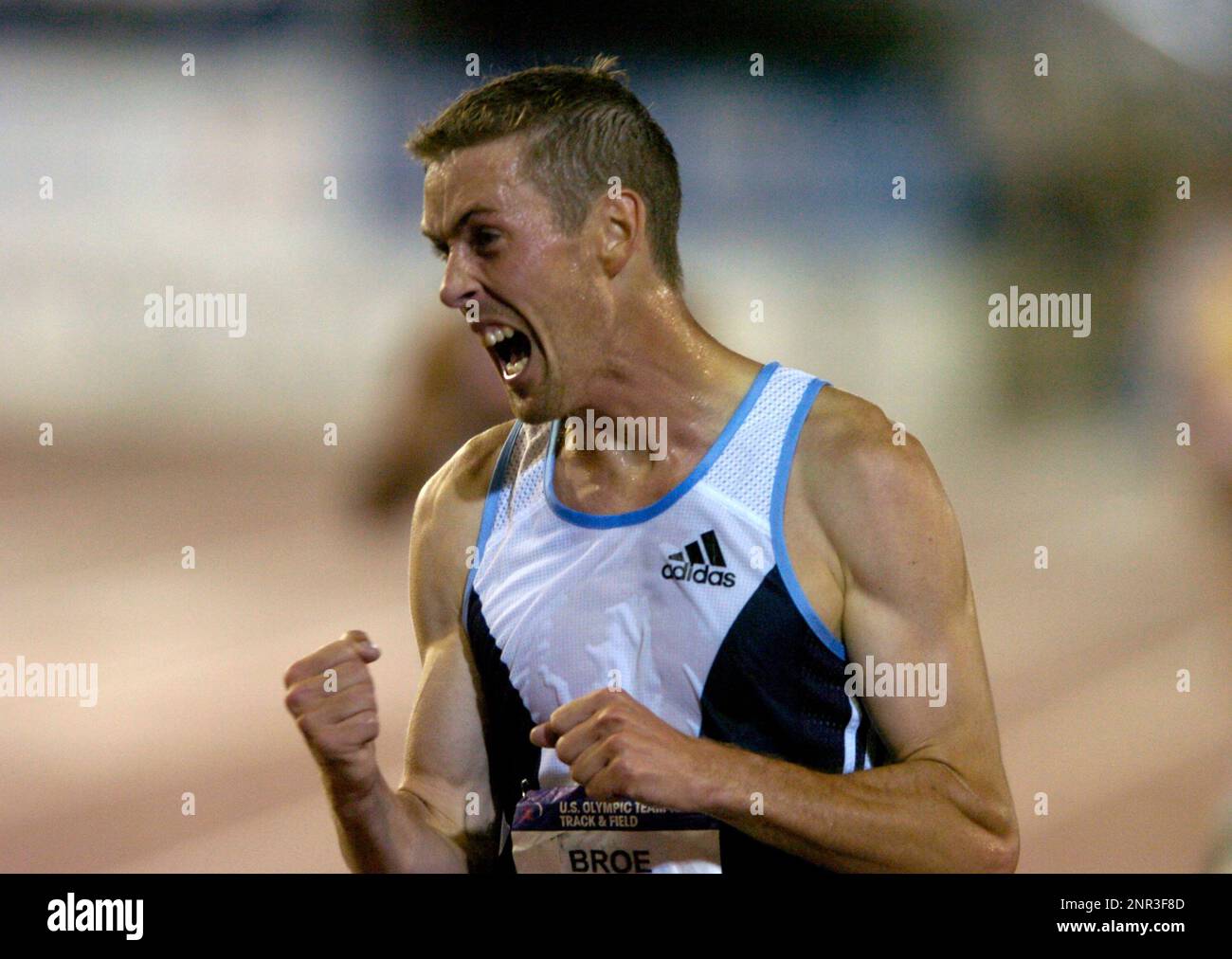 Tim Broe wins the men's 5,000 meters in 13:26.36 in the U.S. Olympic ...