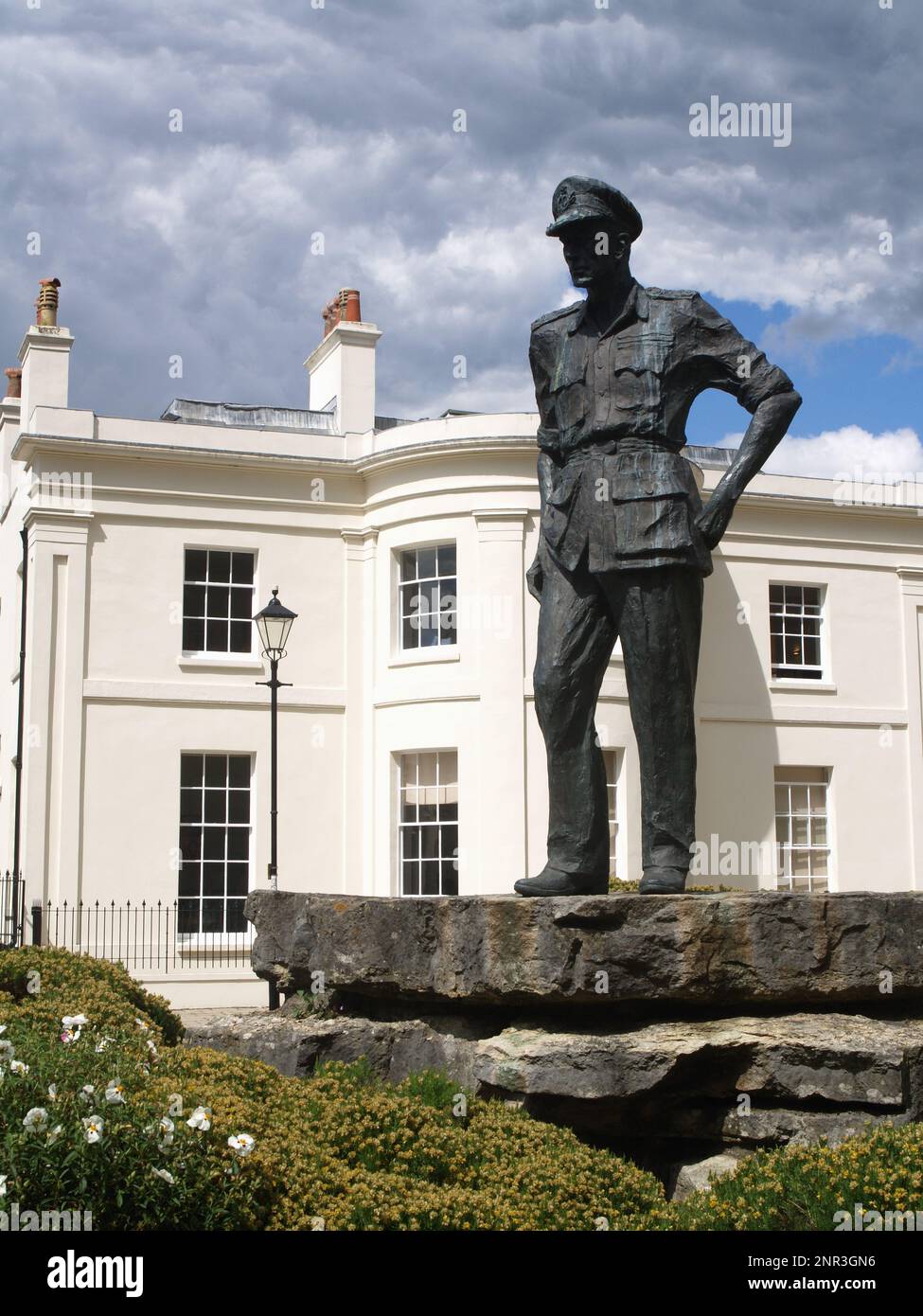 Mountbatten Statue, Grosvenor Square, Southampton, Hampshire, UK Stock ...