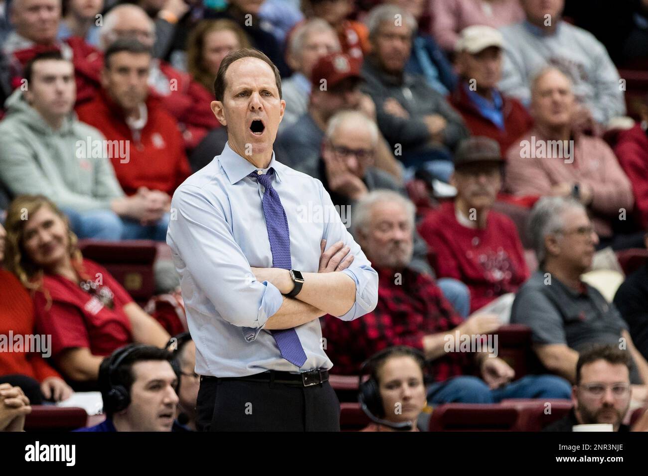 Washington head coach Mike Hopkins shouts to his team against Stanford ...