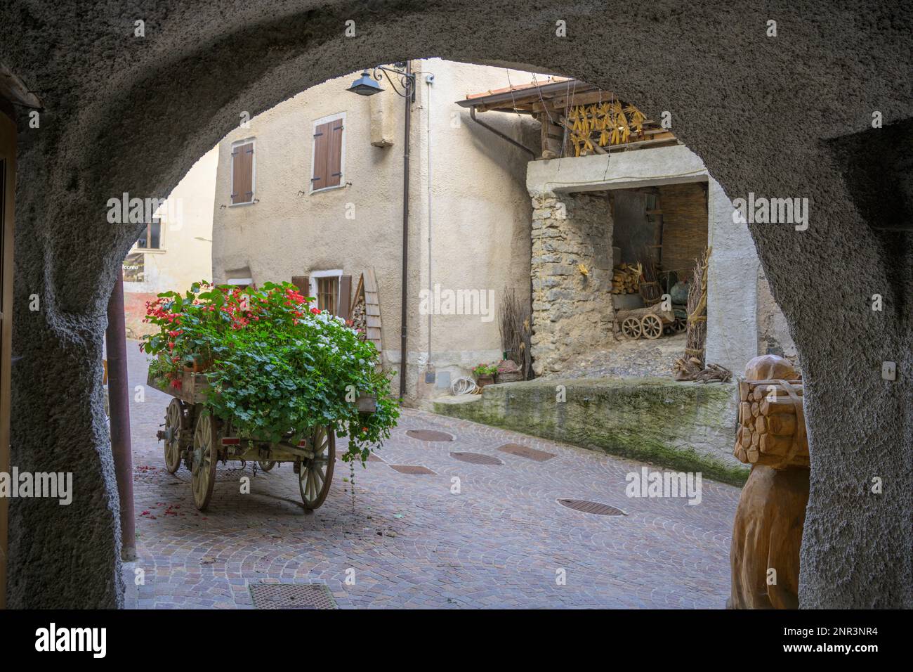 Rango alto hi-res stock photography and images - Alamy