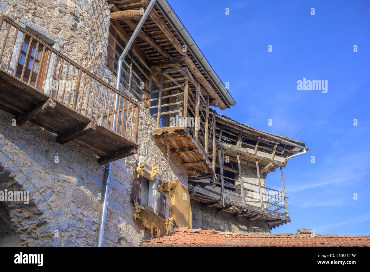 Rango alto hi-res stock photography and images - Alamy