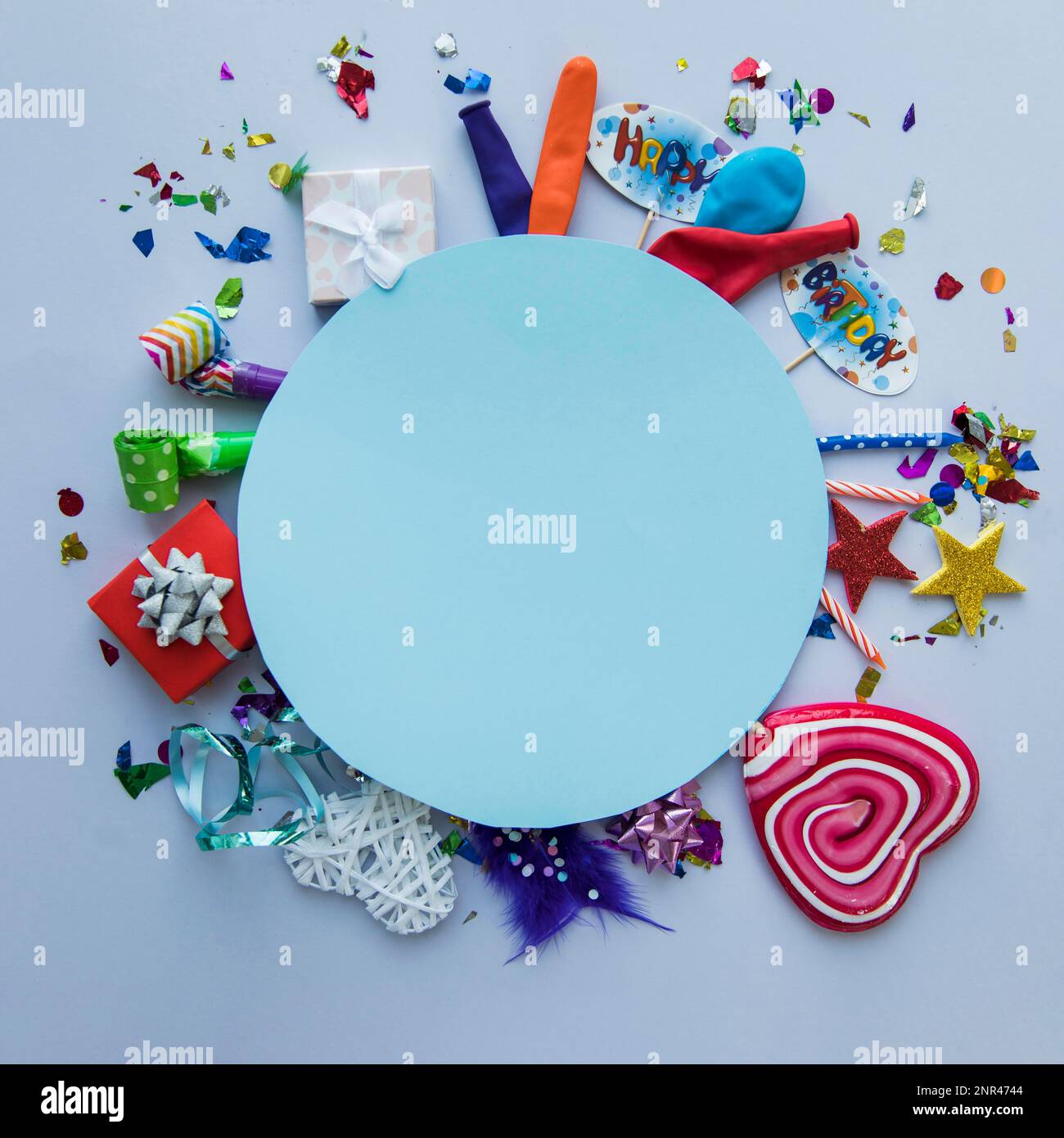 Blue photo frame, circular hi-res stock photography and images - Alamy