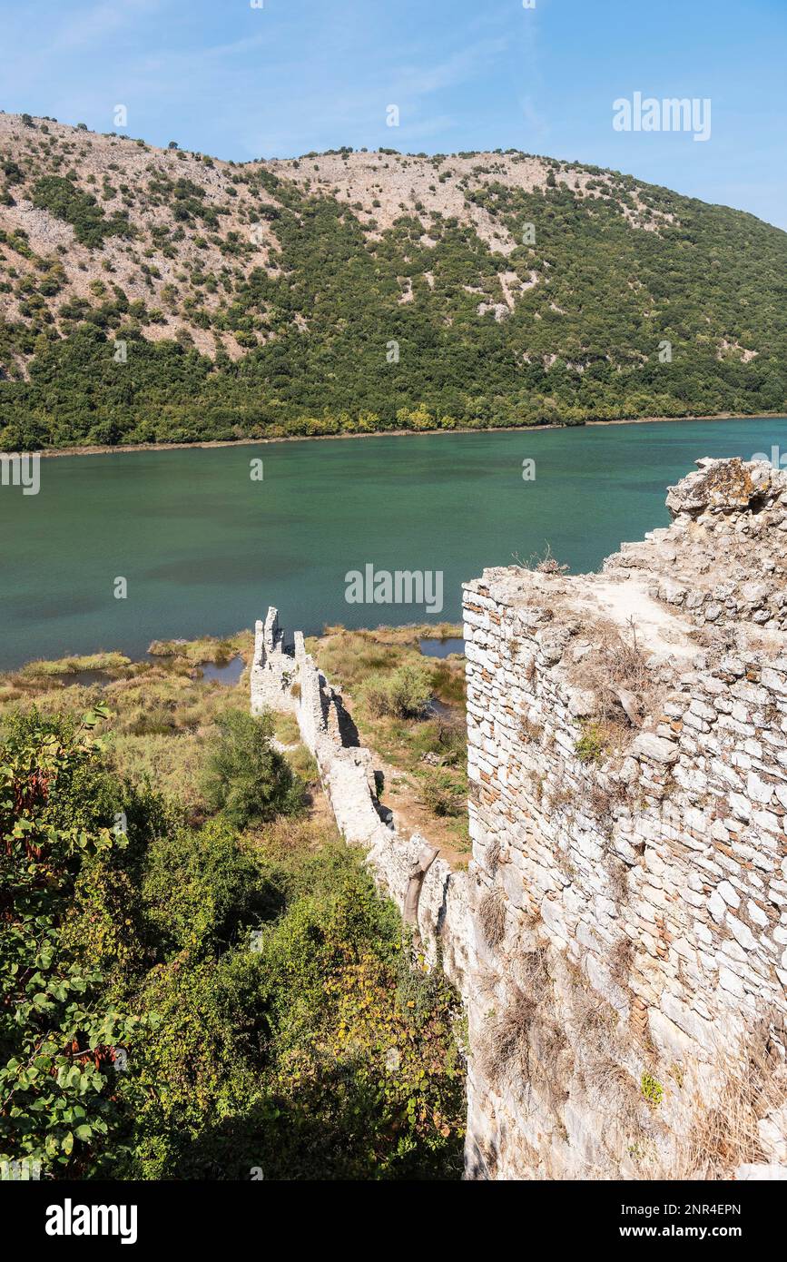 Lake Butrint, saltwater lagoon, ancient city, antiquity, excavation ...