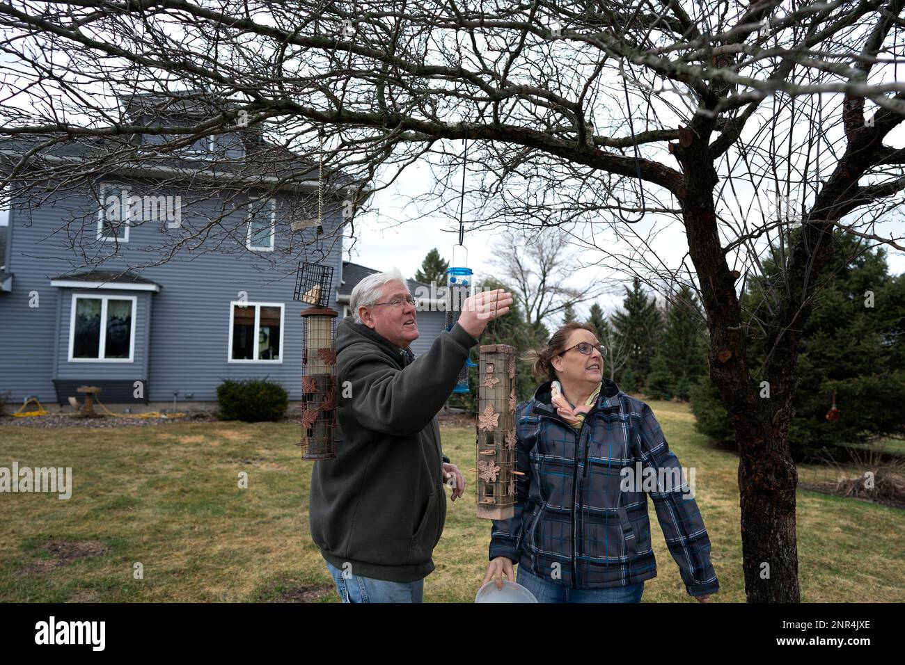 In this Sunday, March 29, 2020, photo, Annette Bremer and her husband ...