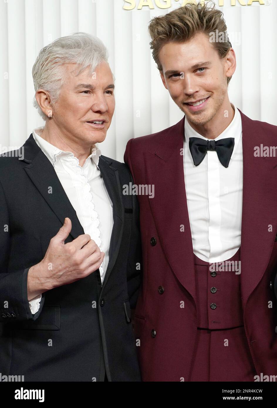 Baz Luhrmann, left, and Austin Butler arrive at the 29th annual Screen ...