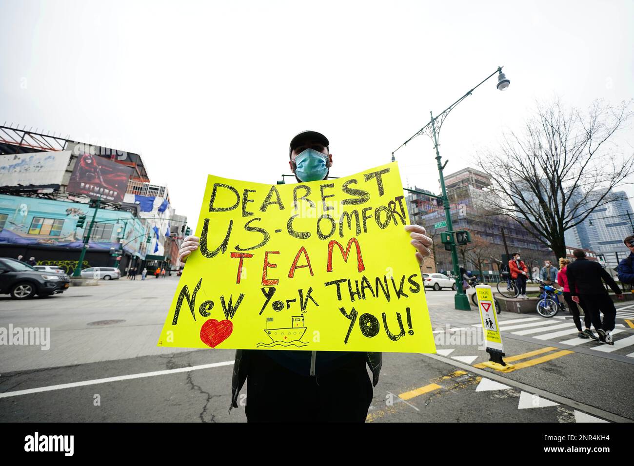 Photo by: John Nacion/STAR MAX/IPx 2020 3/30/20 U.S. Naval Hospital ...
