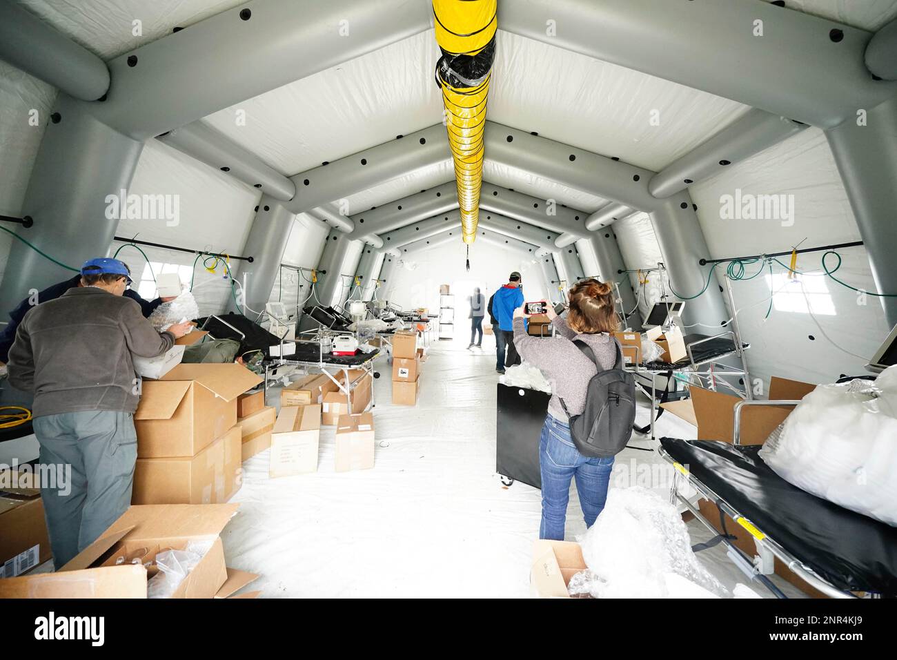 Photo by: John Nacion/STAR MAX/IPx 2020 3/30/20 U.S. Naval Hospital ...