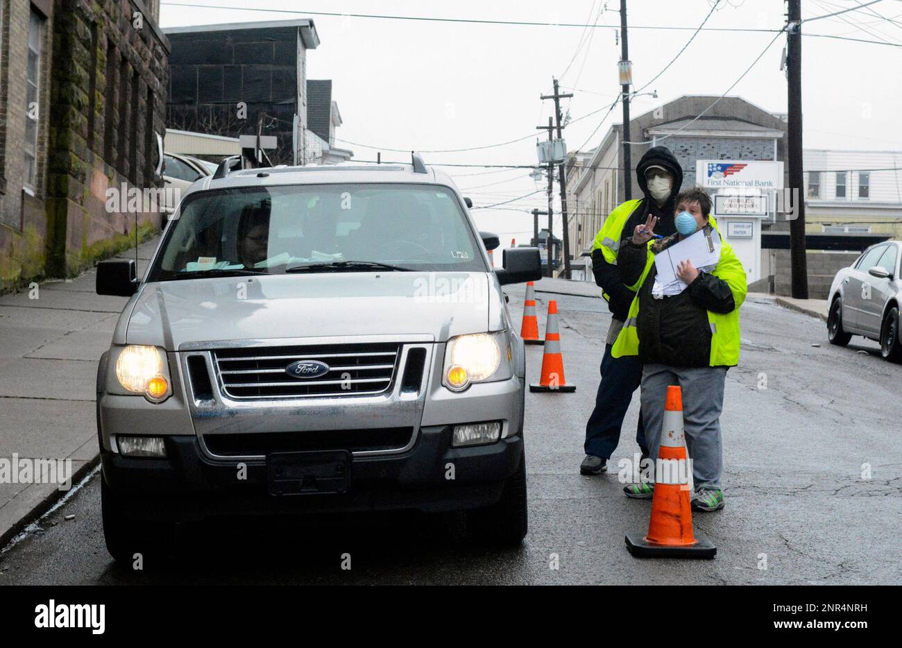 Denise Gehrman, Beverly Mattson Memorial Food Bank assistant director ...