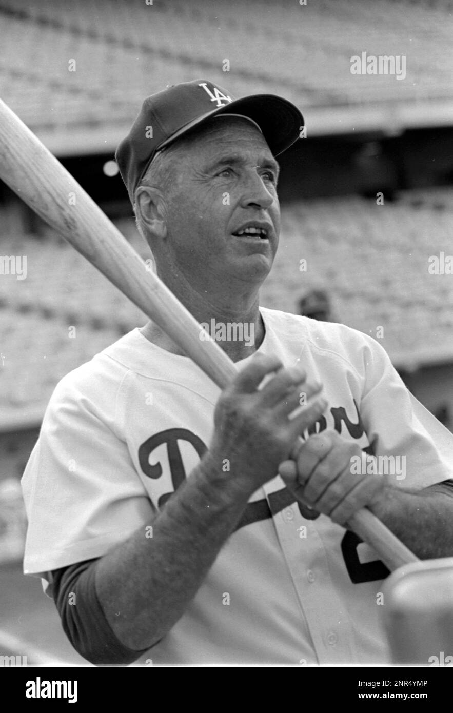 LOS ANGELES, CA circa 1972: Los Angeles Dodgers Manager Walt Alston ...