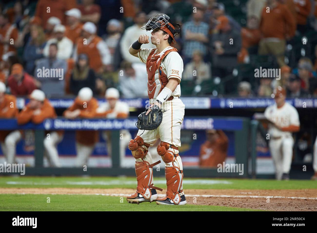 Texas Longhorns catcher Silas Ardoin (4) on defense against the ...