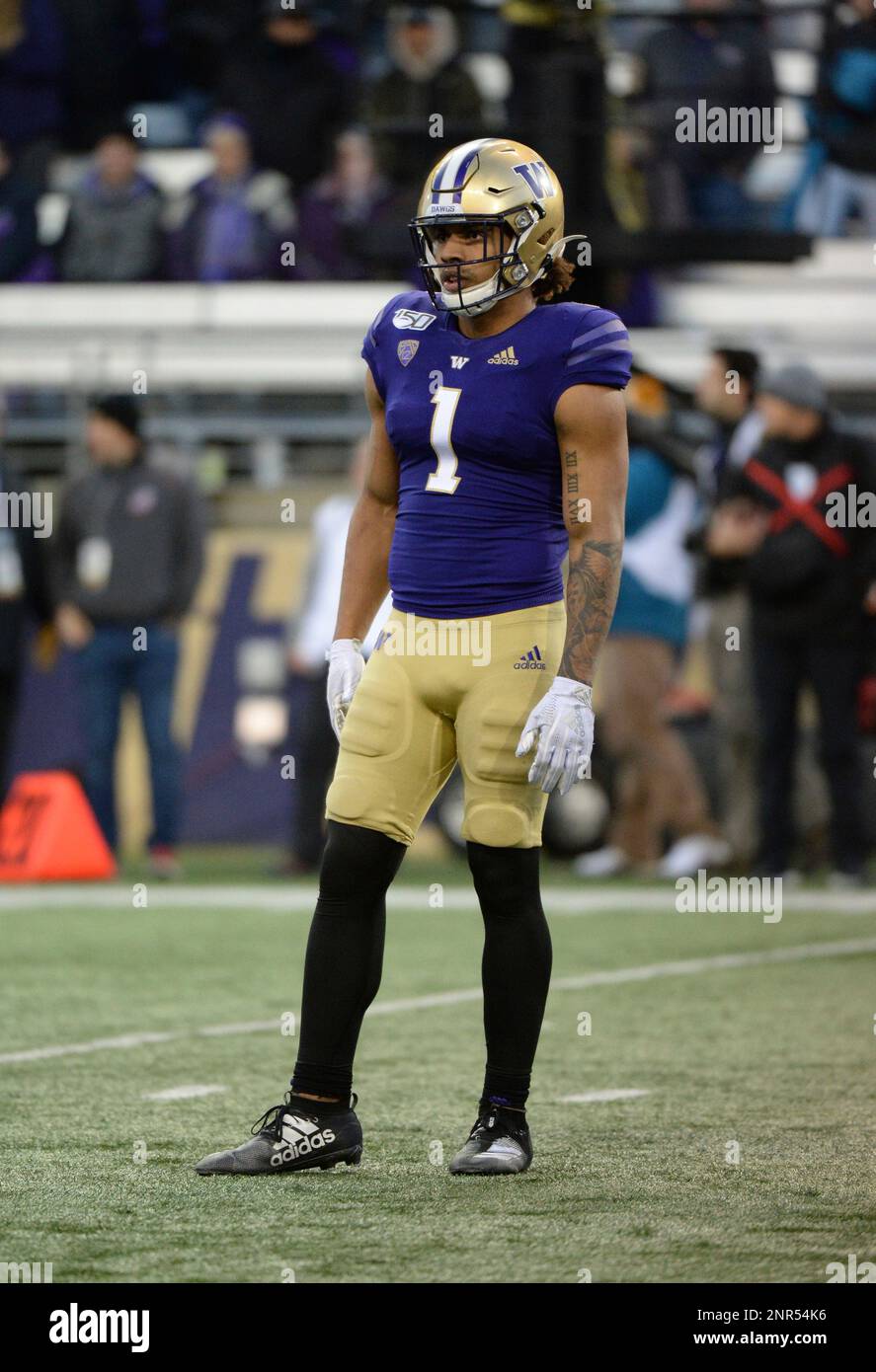 SEATTLE, WA - NOVEMBER 29: Washington tight end Hunter Bryant (1) in ...