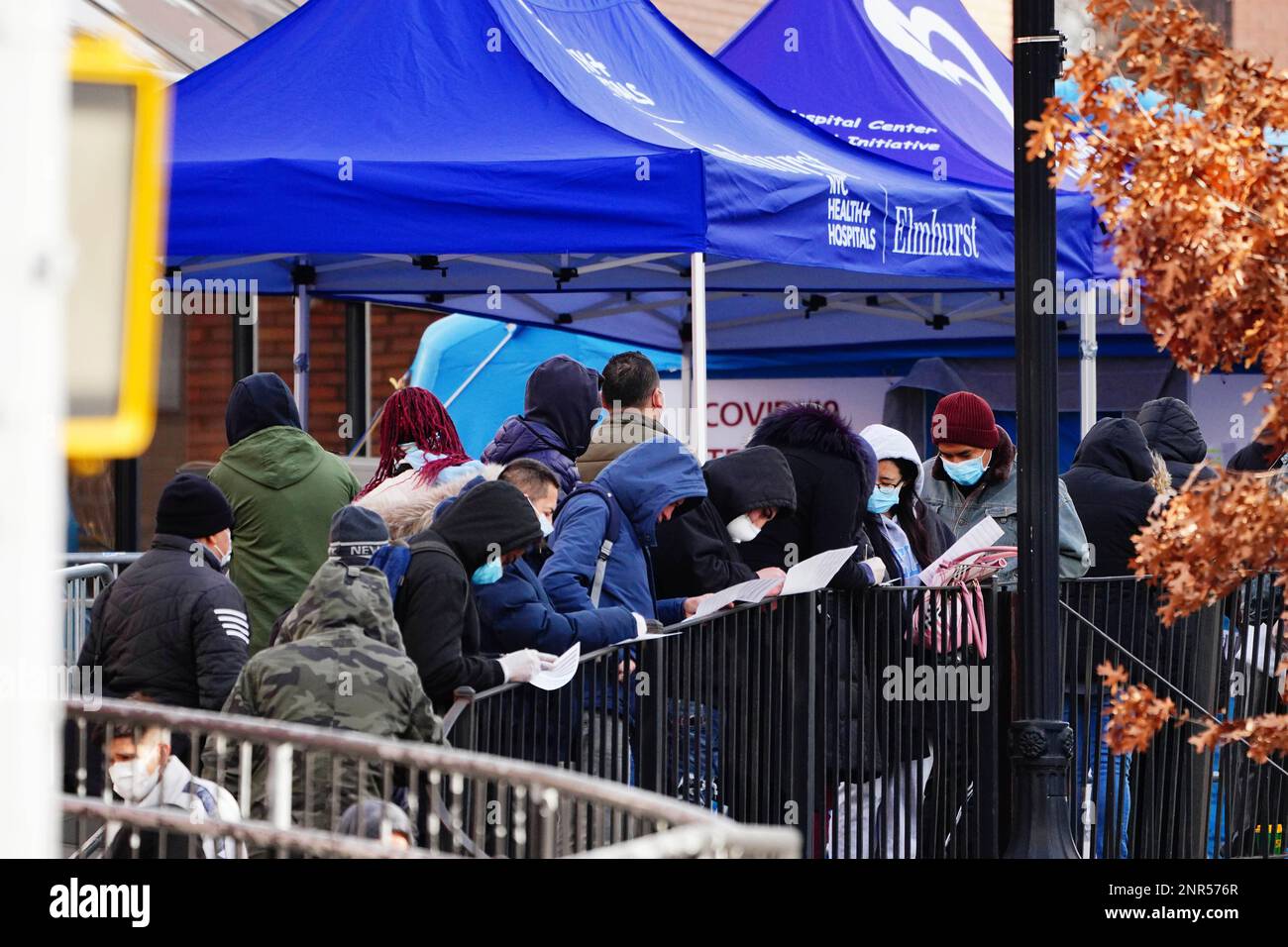 Photo by: John Nacion/STAR MAX/IPx 2020 3/21/20 Triage centers are set ...