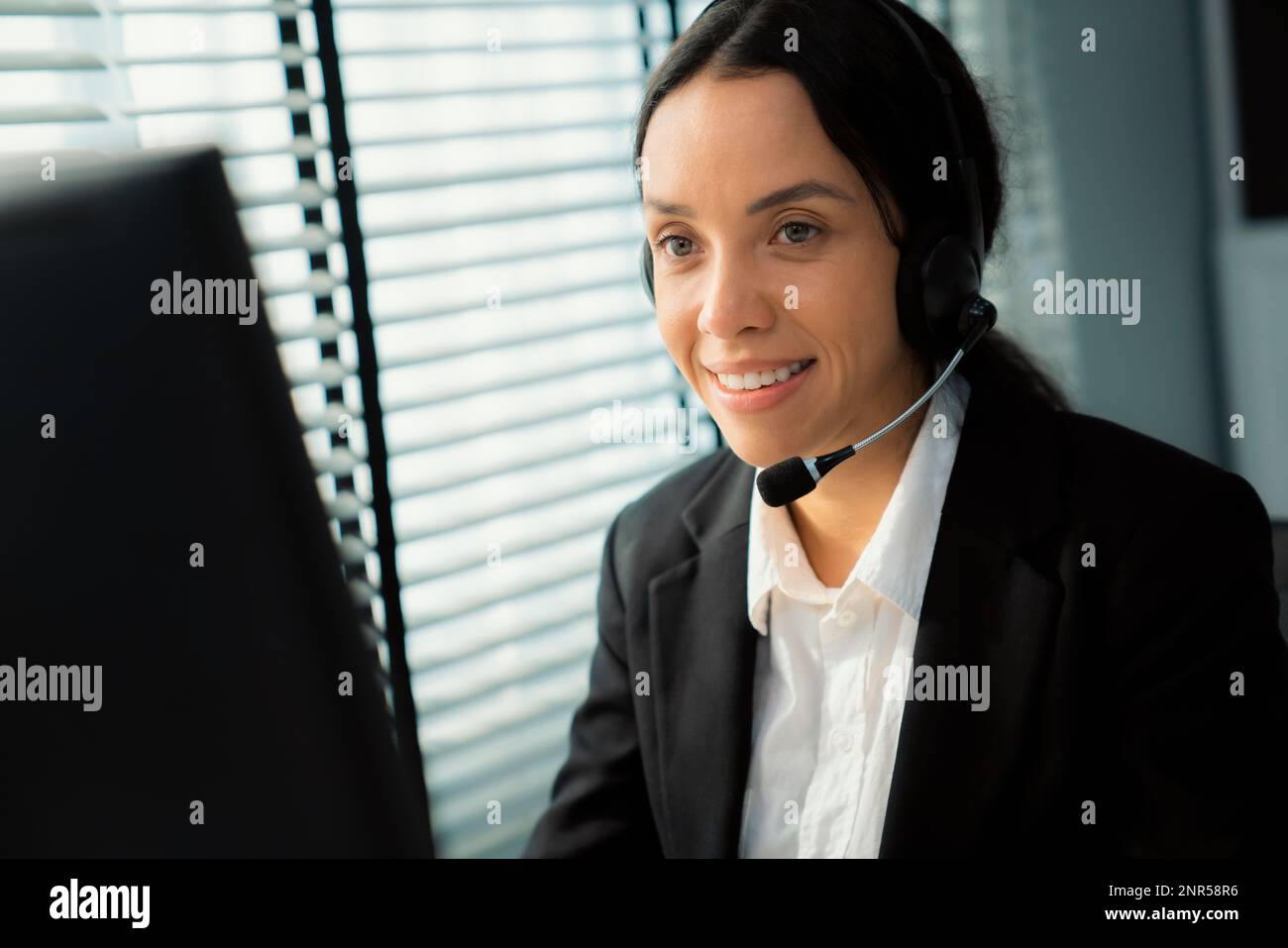 Call center computer centers hi-res stock photography and images - Alamy