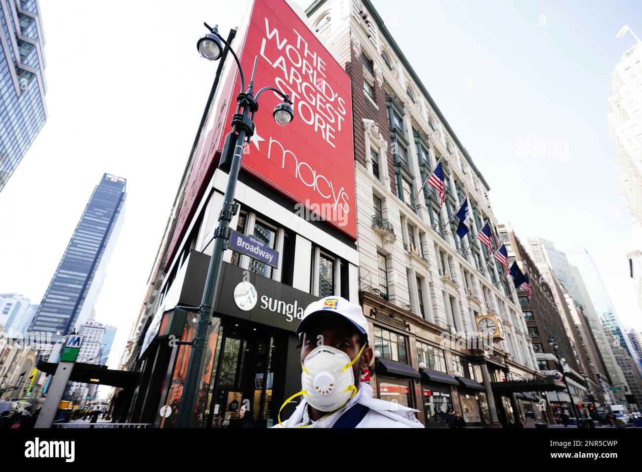 Photo by: John Nacion/STAR MAX/IPx 2020 3/18/20 Coronavirus fears ...
