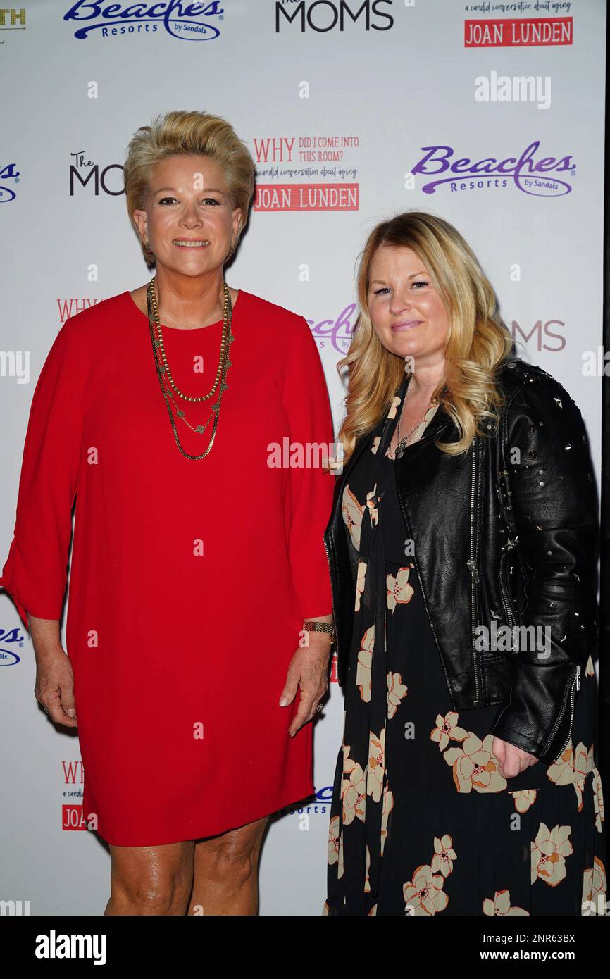 Photo by: John Nacion/STAR MAX/IPx 2020 3/10/20 Joan Lunden celebrates ...
