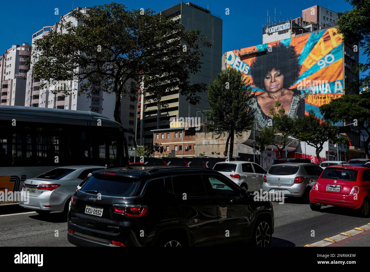 SP - Sao Paulo - 06/03/2020 - LAMBE LAMBE CANTORA ELZA SOARES - Largest ...