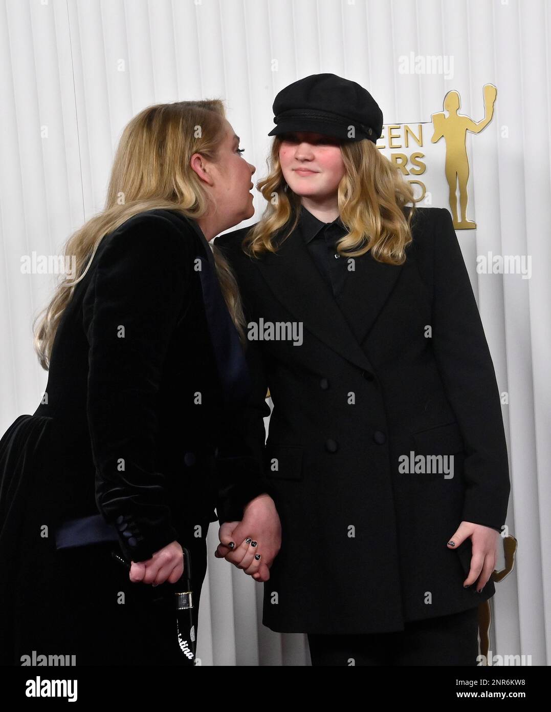 Los Angeles, United States. 26th Feb, 2023. (L-R) Christina Applegate ...