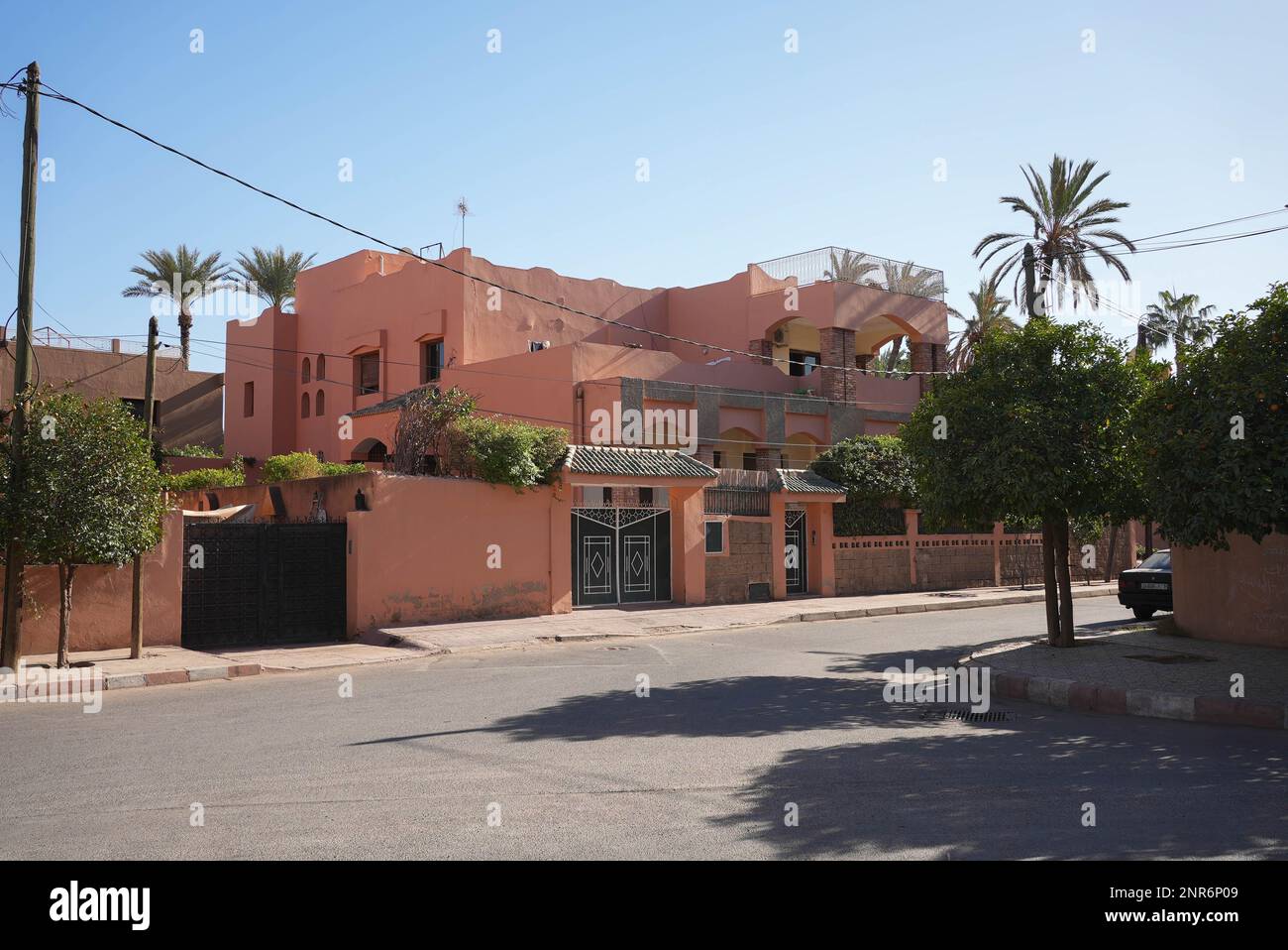 Residential street marrakesh hi-res stock photography and images - Alamy