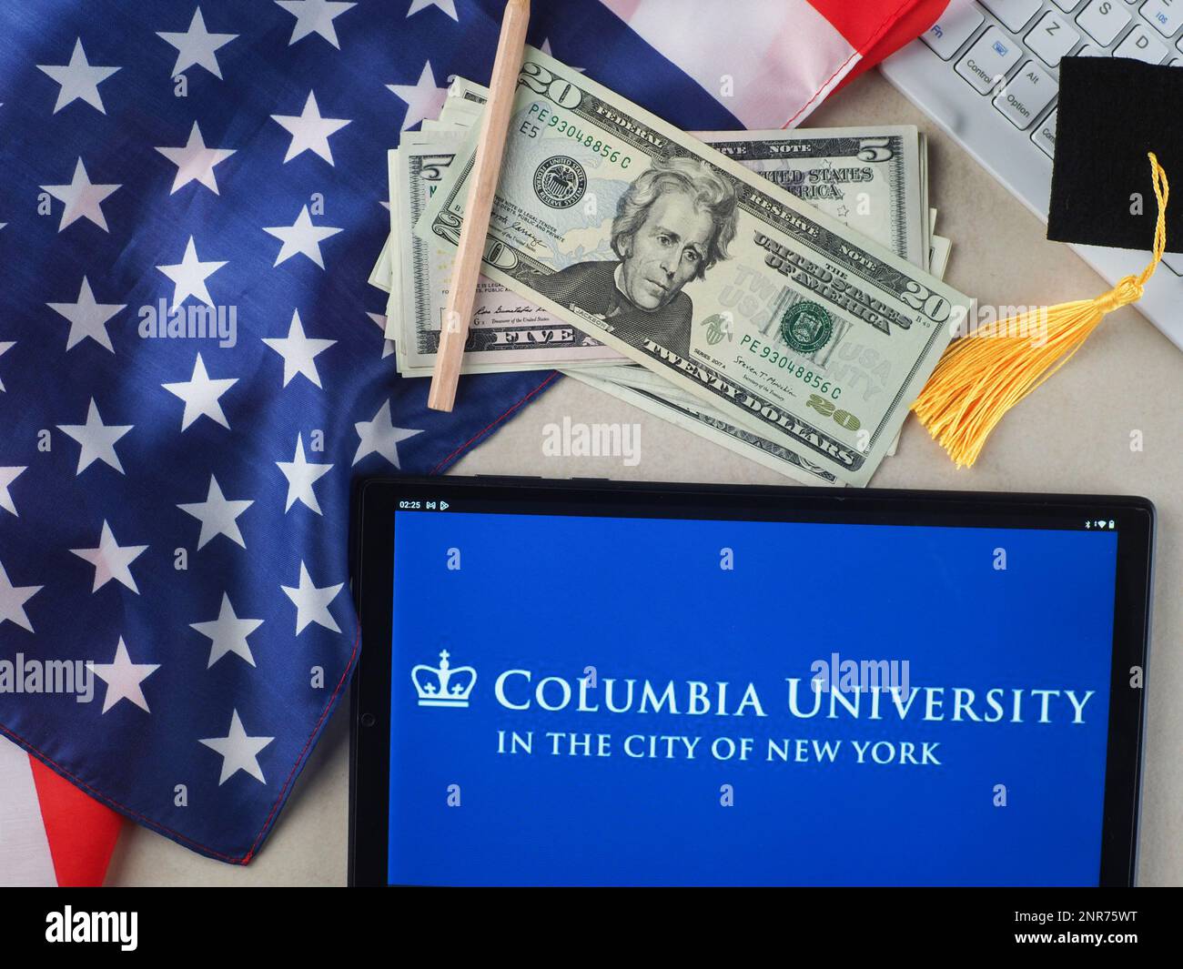 Columbia university logo hi-res stock photography and images - Alamy