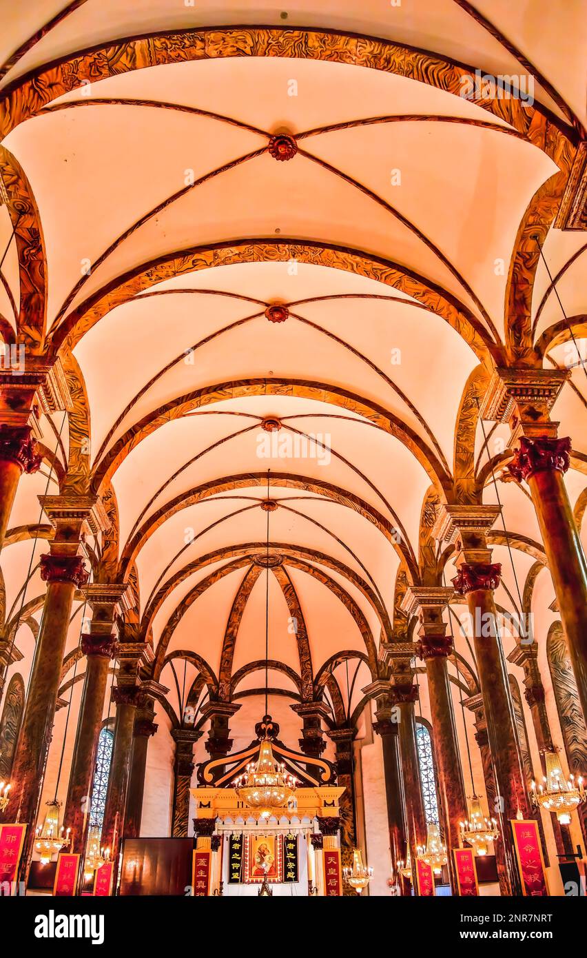 St. Joseph Wangfujing Cathedral, Basilica Interior Church Beijing China ...