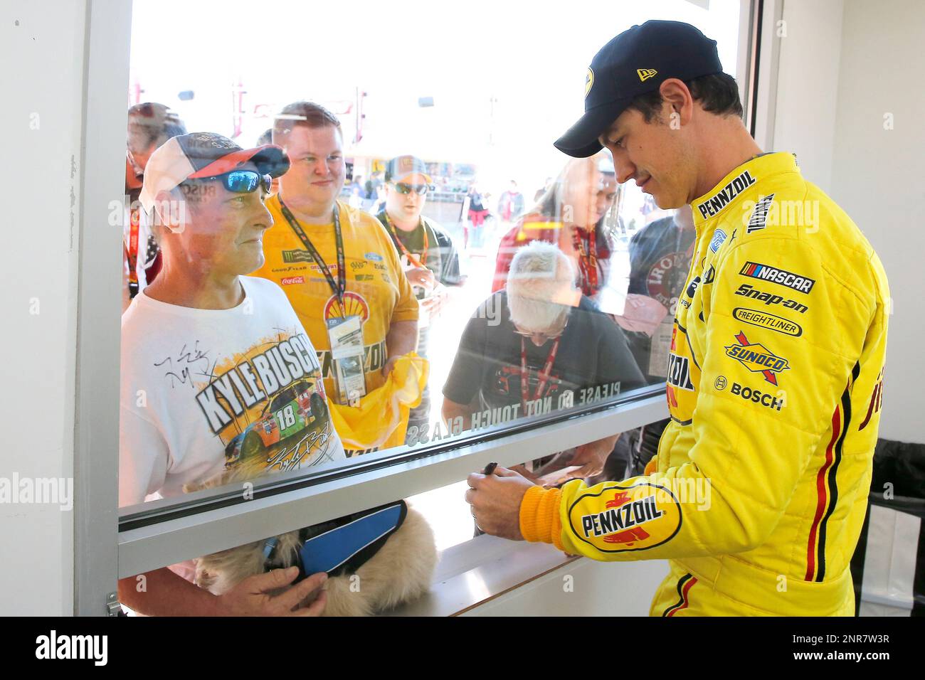 #22: Joey Logano, Team Penske, Ford Mustang Pennzoil during practice ...