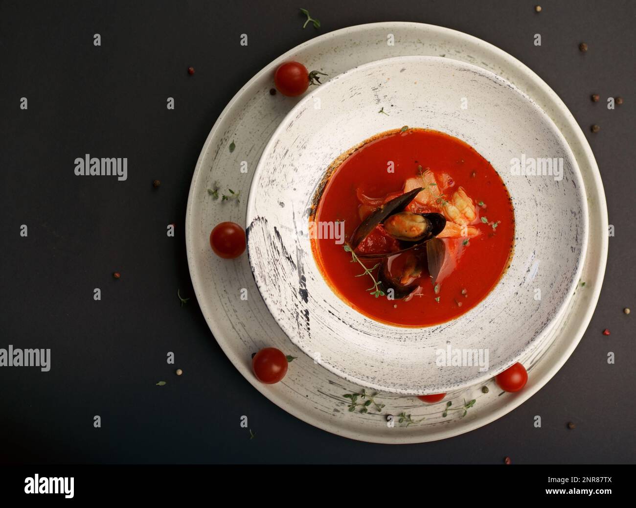 Bouillabaisse soup with shrimps, calm and fish snapper Stock Photo - Alamy