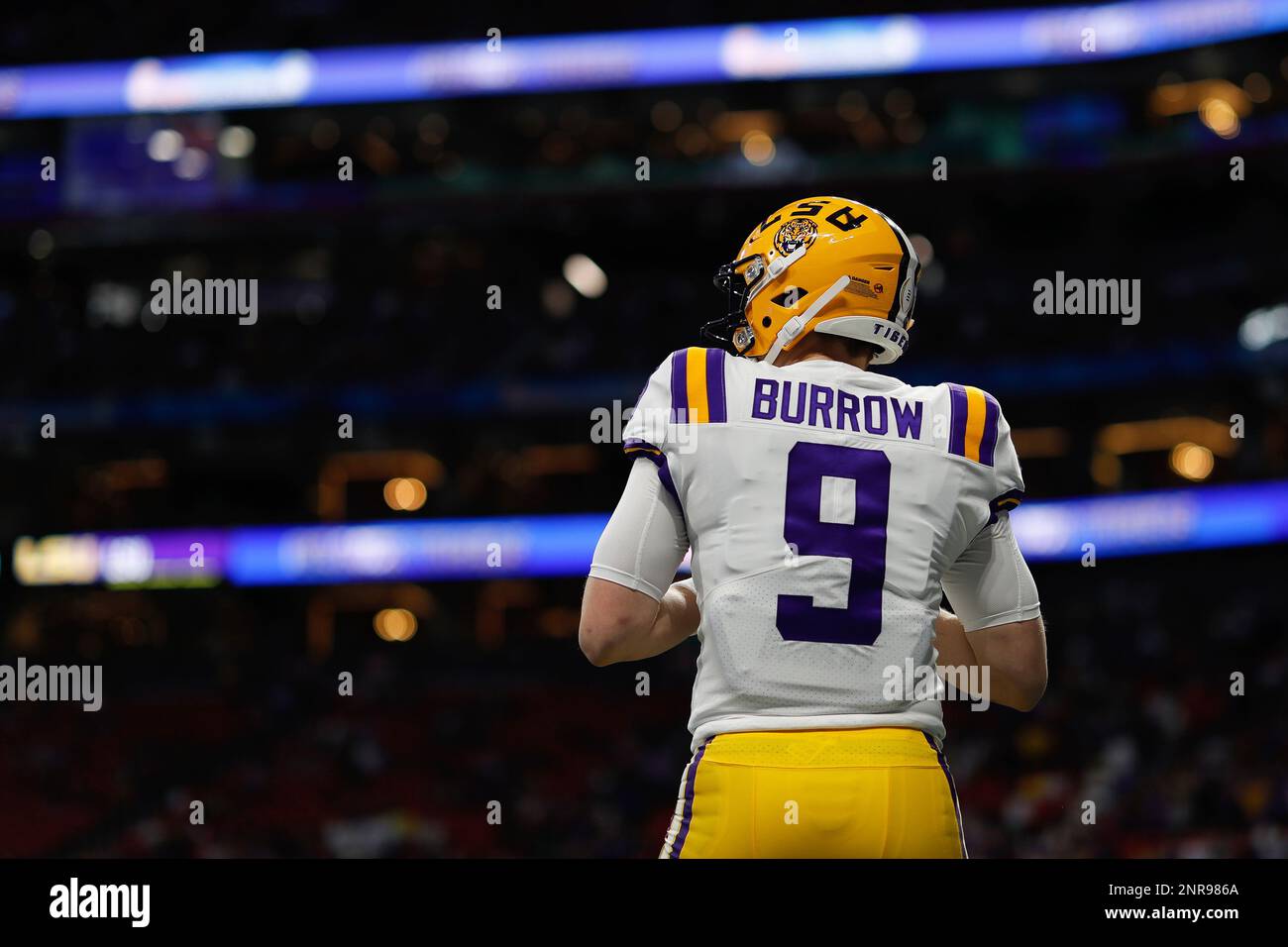 LSU quarterback Joe Burrow (9) throws the ball in warm ups prior to the ...