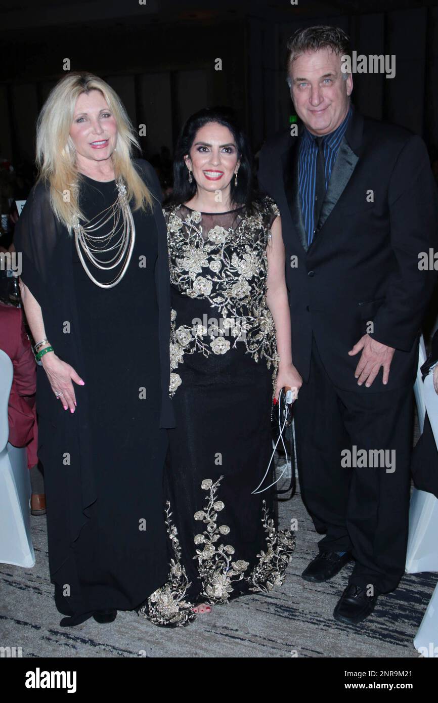 Photo by: GPRO/STAR MAX/IPx 2020 2/9/20 Pamela Bach Hasselhoff, Samira ...