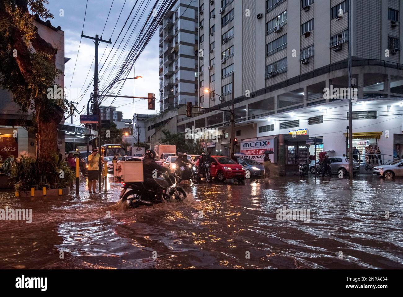 RJ - Rio de Janeiro - 02/05/2020 - Rain in Rio de Janeiro - Flooded ...
