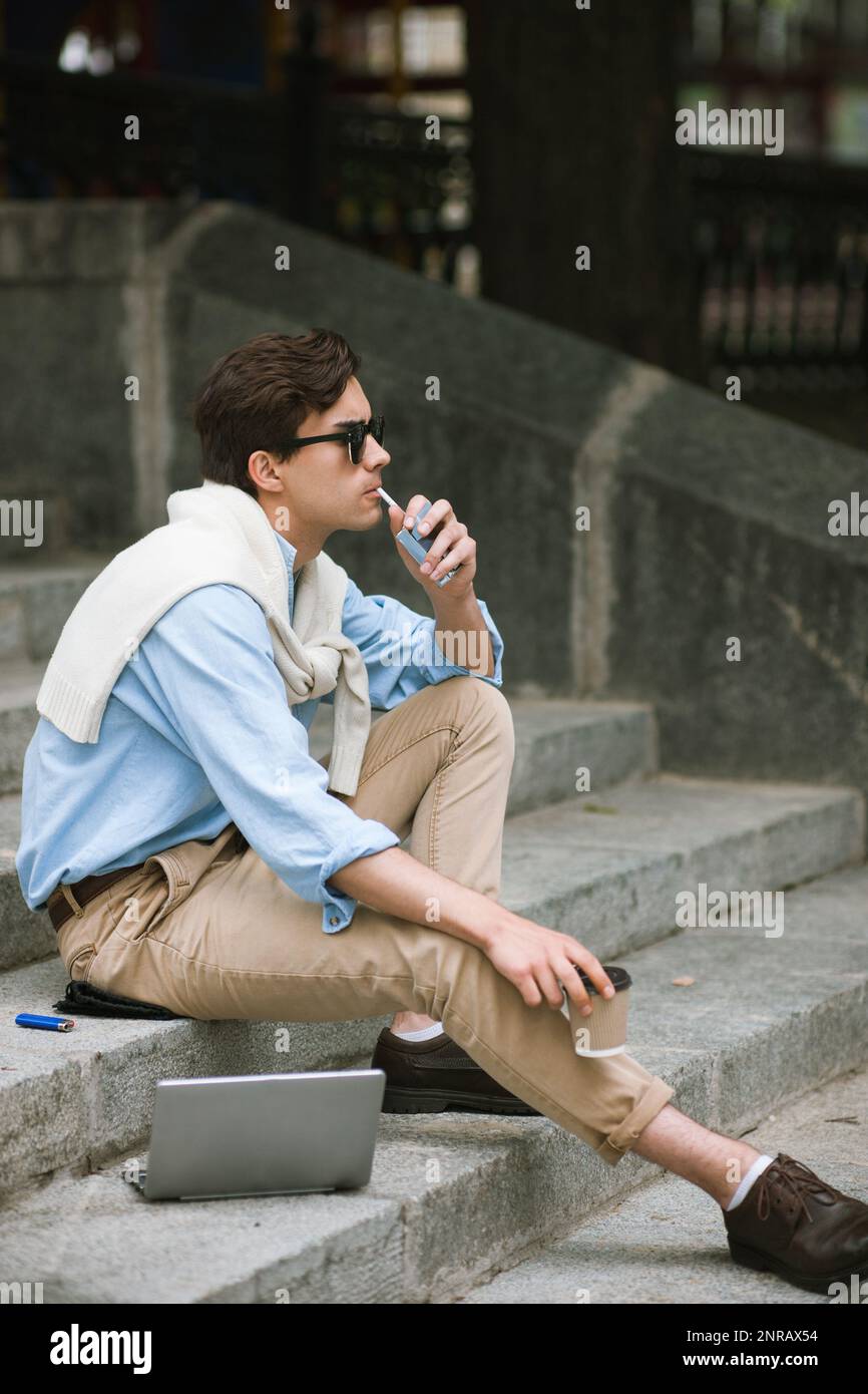 Modern work habits hi-res stock photography and images - Alamy