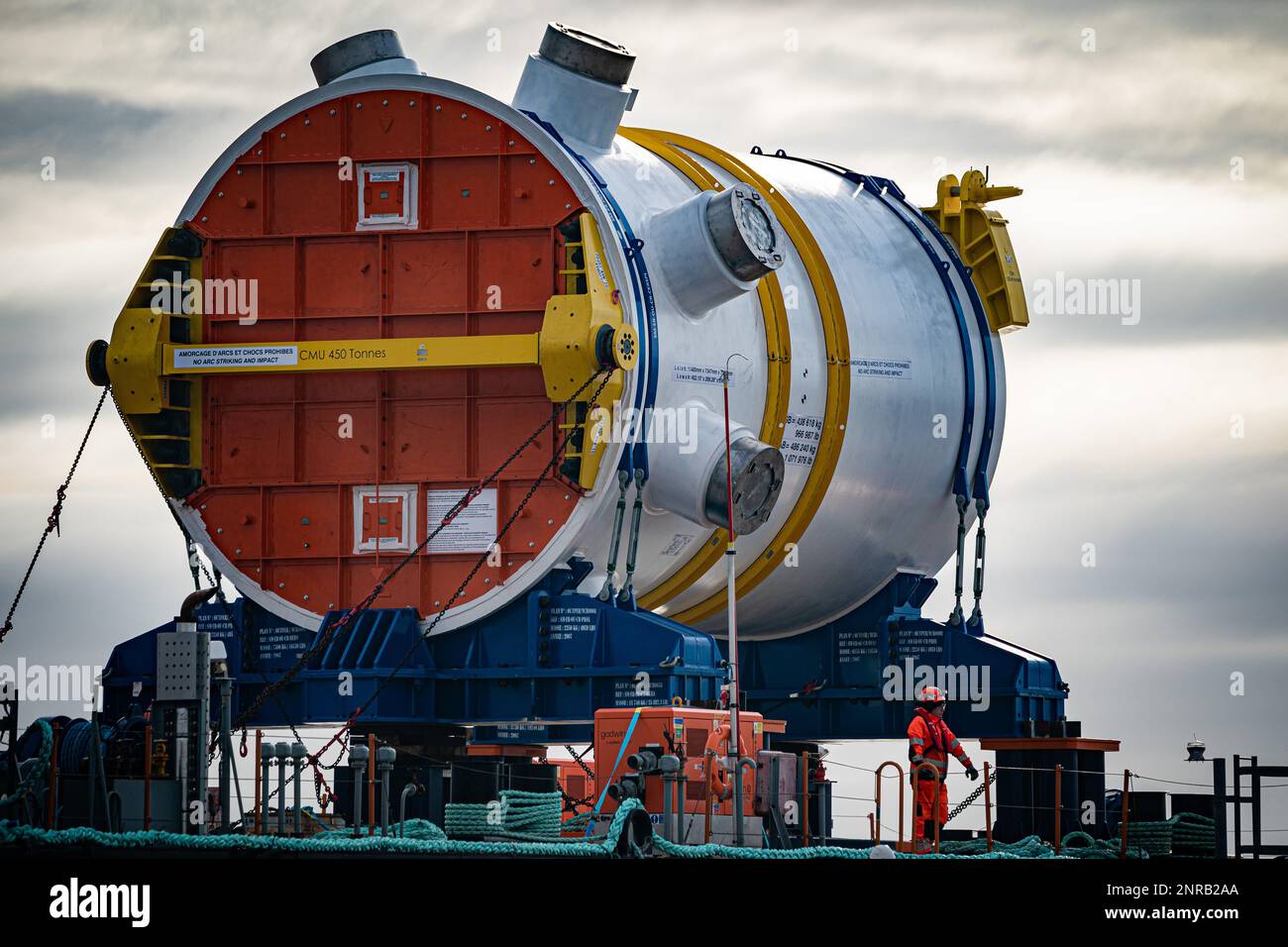 The first new nuclear reactor for a British power station for over 30 ...