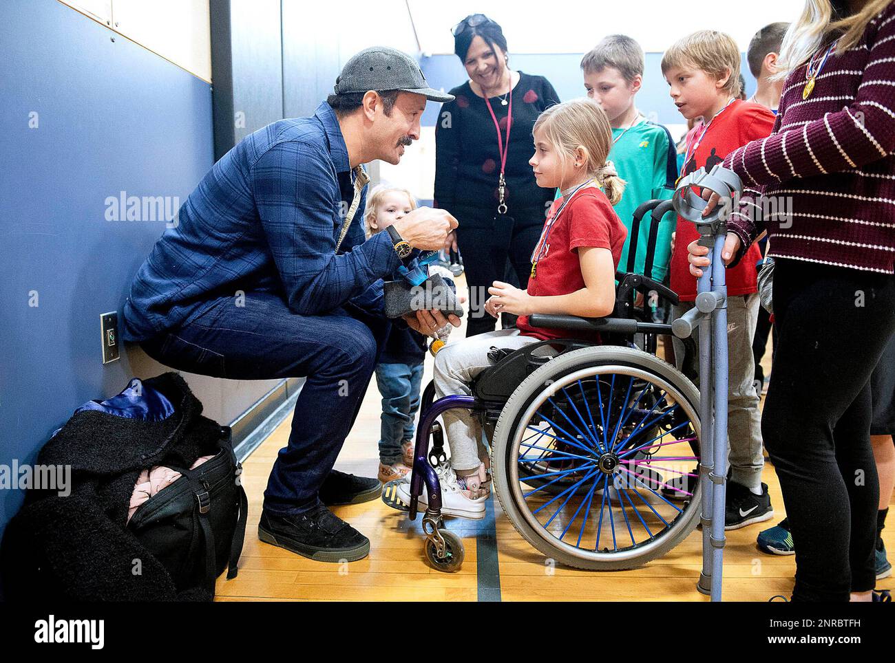 Two-time Olympic gold medalist Seth Wescott talks with Emily Williams ...