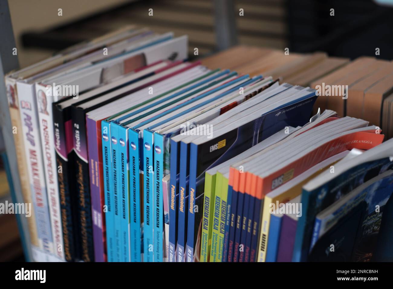 Many Learning Books Are Arranged On The Shelves Of The School Library ...