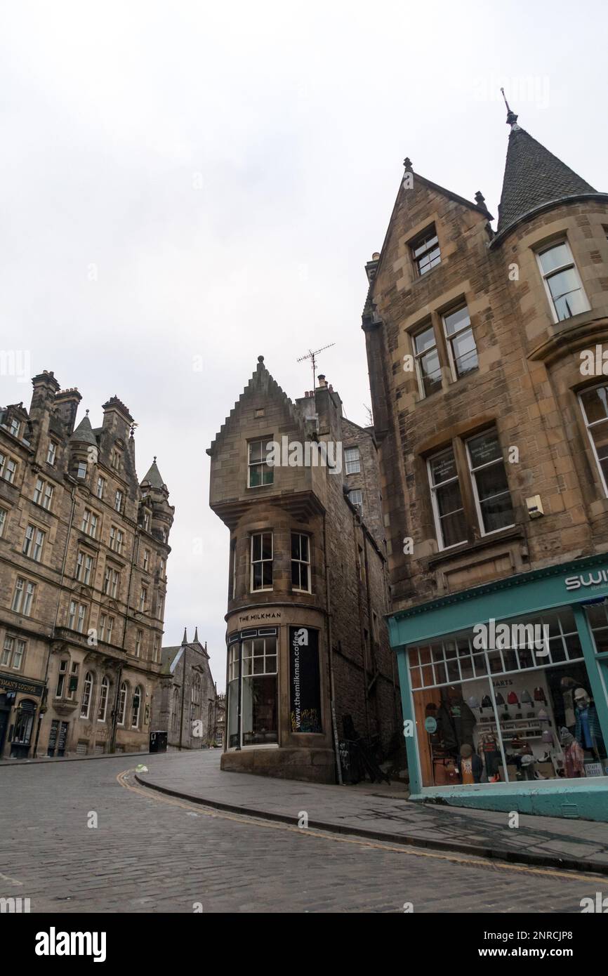 A view of Cockburn Street in Edinburgh on a quiet Sunday morning Stock ...